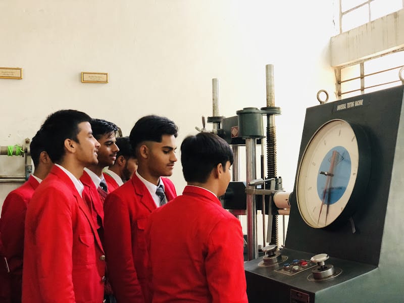 Students of G.D. Goenka School Sirsa visited JCDMCOE on 19-12-2022 ...